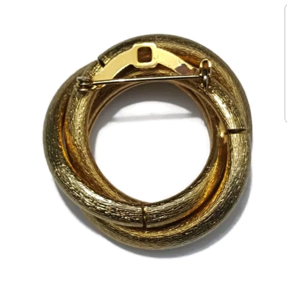 Vintage | Jewelry | Vintage Gold Tone Three Circle Circular Brooch Pin ...